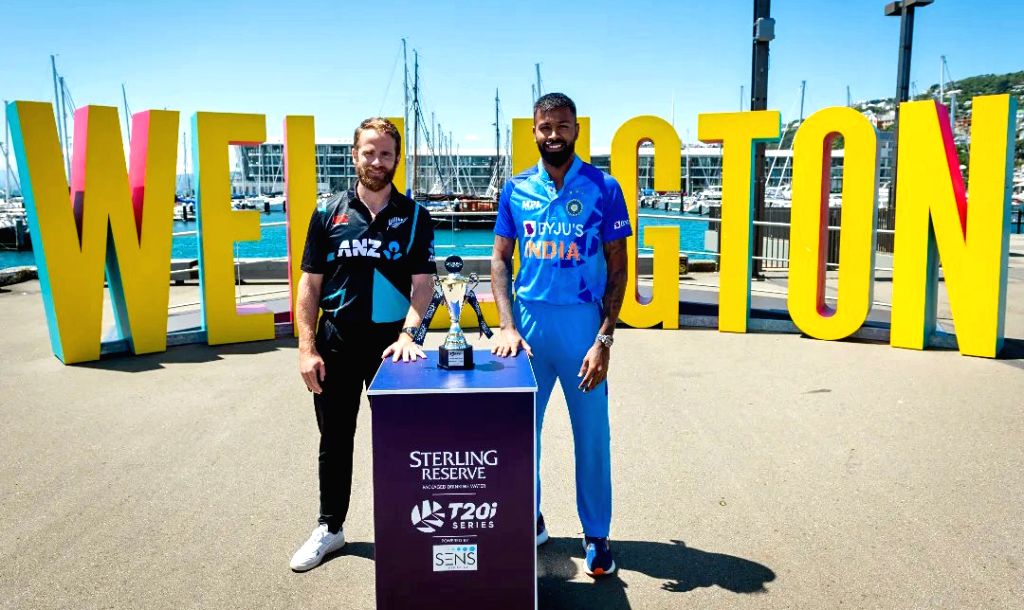 Wellington : Indian captain Hardik Pandya and New Zealand captain Kane ...