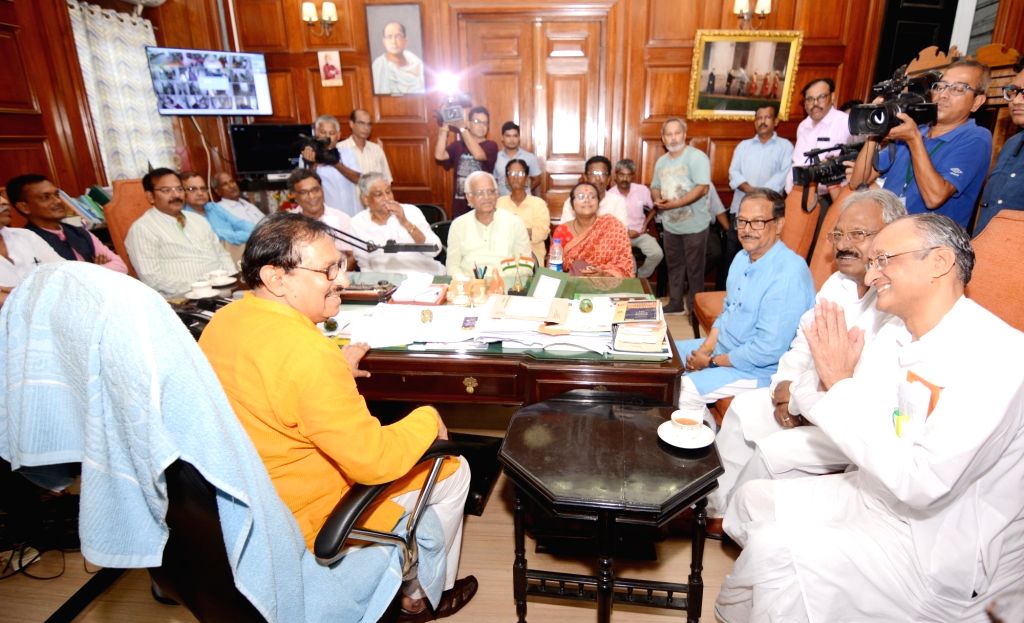 West Bengal Assembly Speaker chairs all-party meeting
