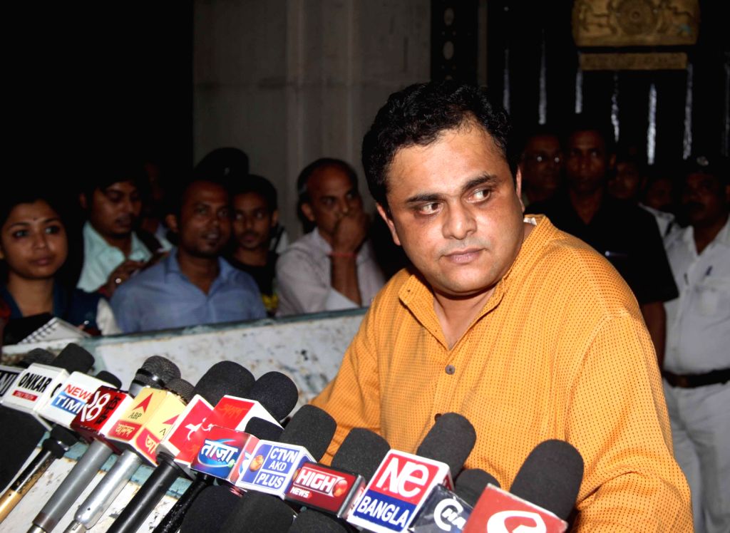 Bratya Basu addresses the press outside Raj Bhawan