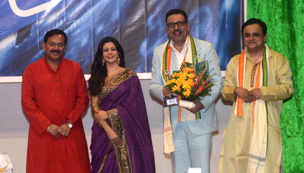 Boman Irani, Koel Mullick, Arup Biswas, Bratya Basu and Saugata Roy ...
