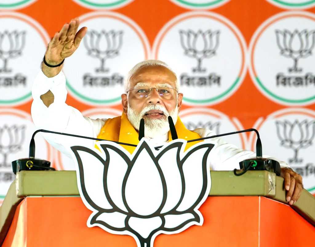 West Bengal : Prime Minister Narendra Modi attends an election rally in ...