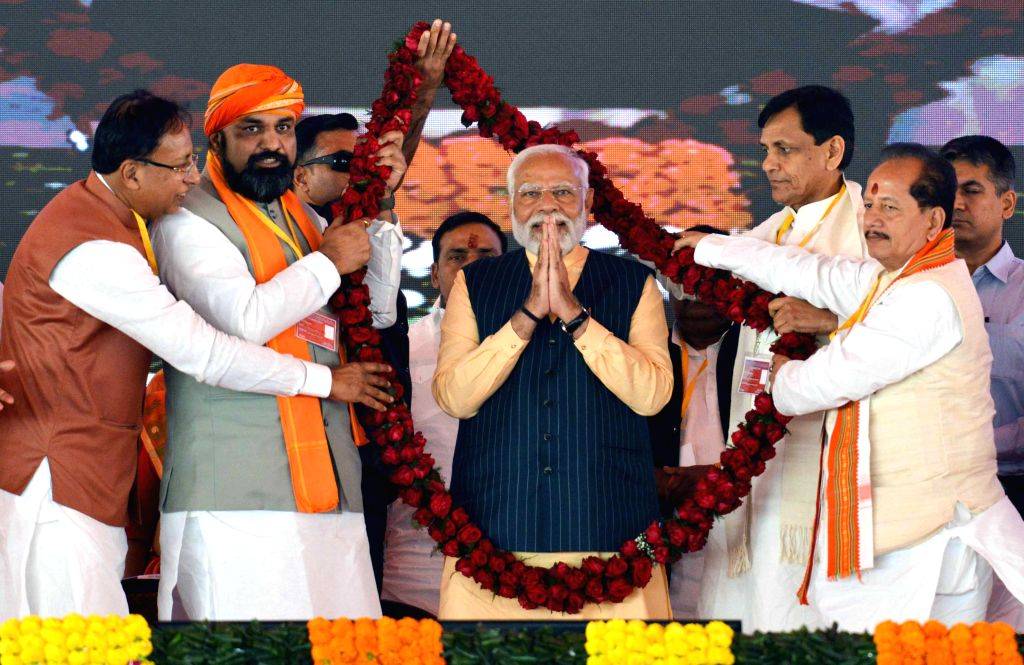 West Champaran: Prime Minister Narendra Modi the inauguration and ...