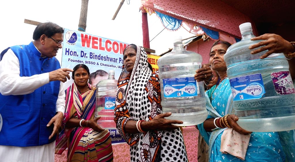West Midnapore: Bottling system inaugurated at "Sulabh Jal" plant in ...