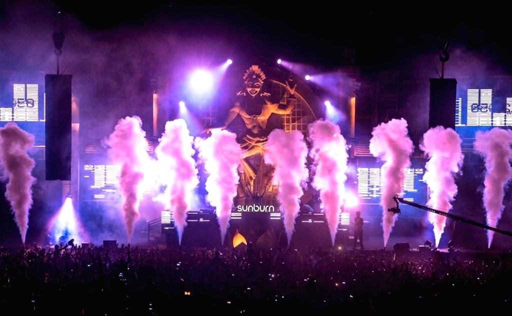 Free Photo: What goes behind Sunburn Music Festival