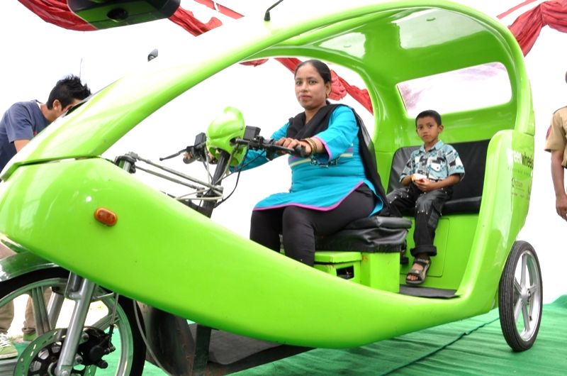 Delhi gets first woman e-rickshaw driver