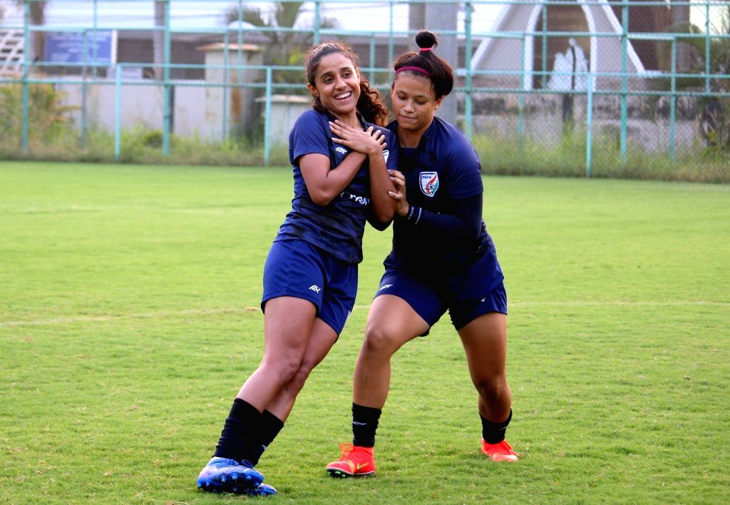 Women's football team turns to mental health sessions to sharpen ...