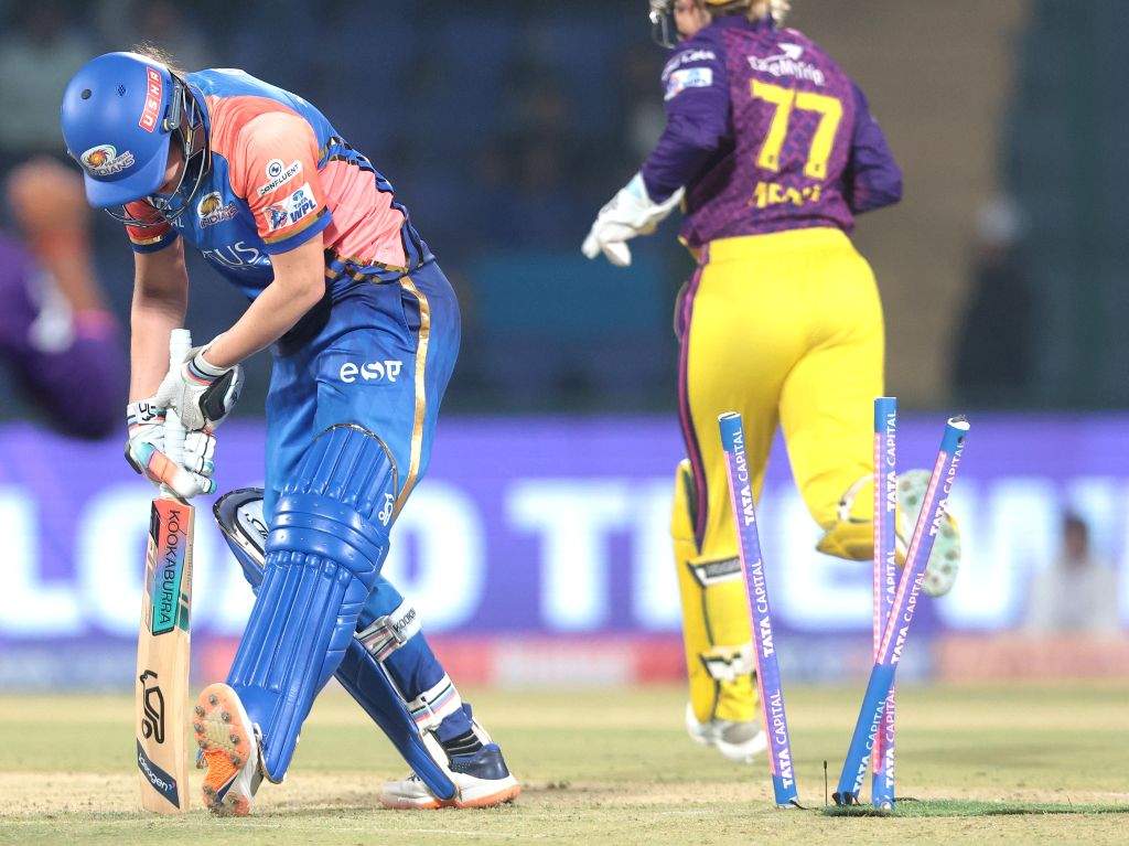 Women's Premier League (WPL) 2024 cricket match between Mumbai Indians ...