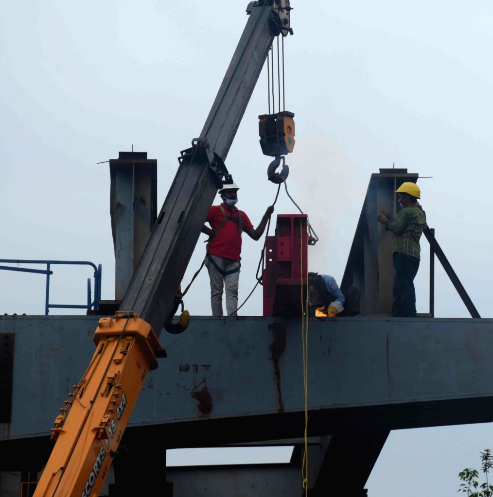 Kolkata : Workers were busy demolishing the incomplete Vivekananda ...