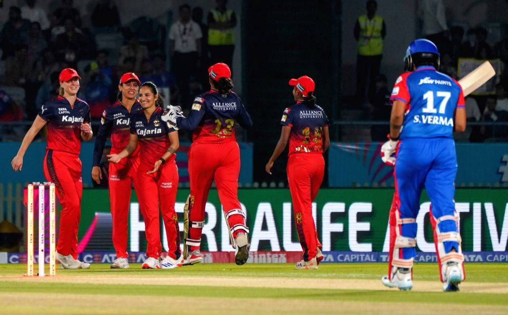 WPL 2025 match between Delhi Capitals and Royal Challengers Bengaluru