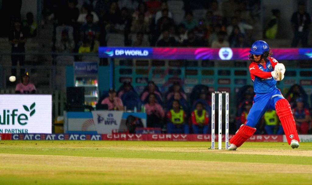 WPL 2025 match between Delhi Capitals and Royal Challengers Bengaluru