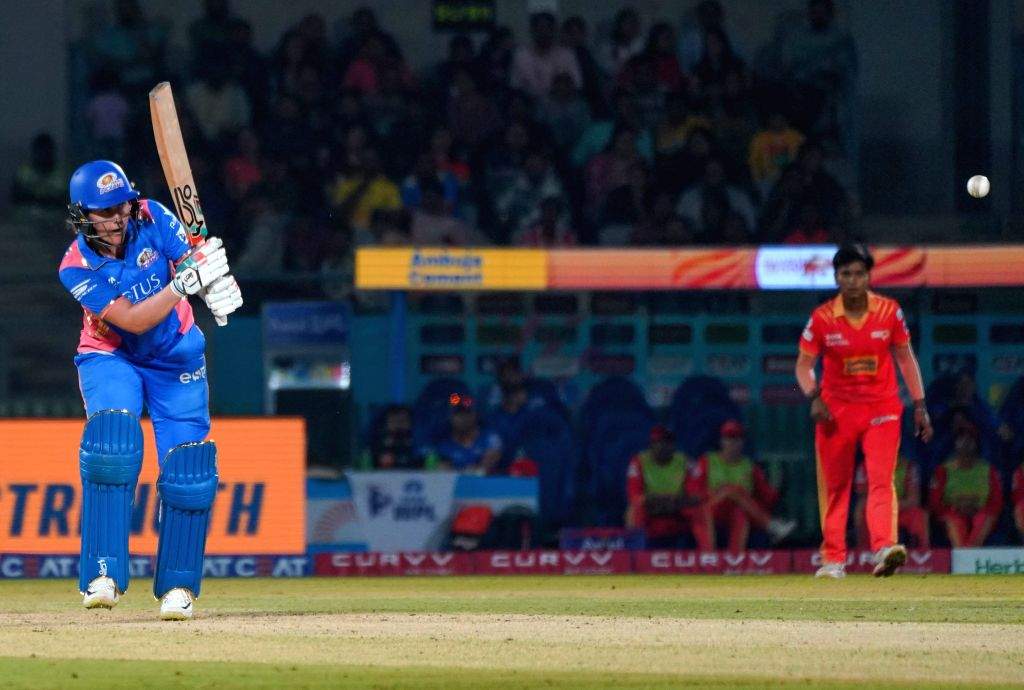 WPL 2025 match between Gujarat Giants and Mumbai Indians