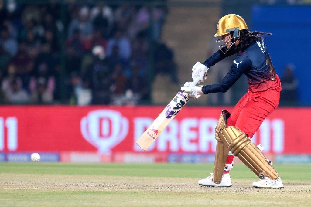 WPL final cricket match between Delhi Capitals and Royal Challengers ...