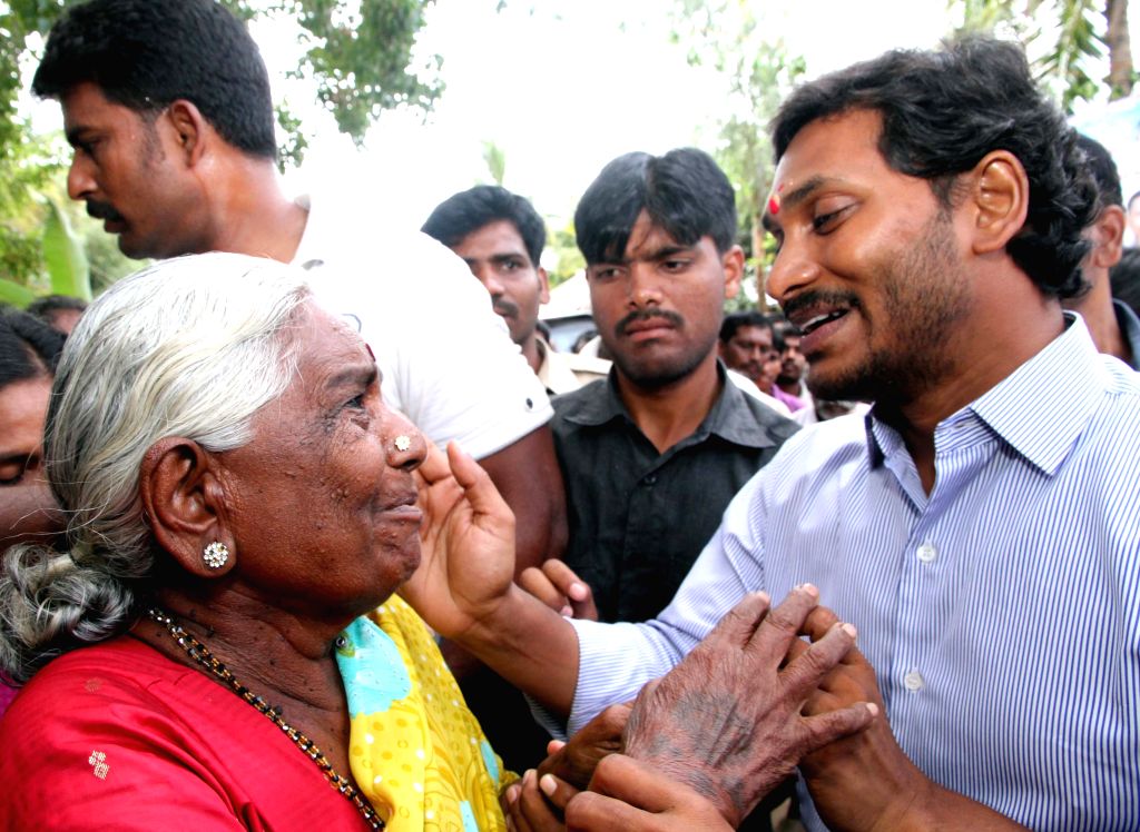Anantapur: YS Jaganmohan Reddy during a public rally