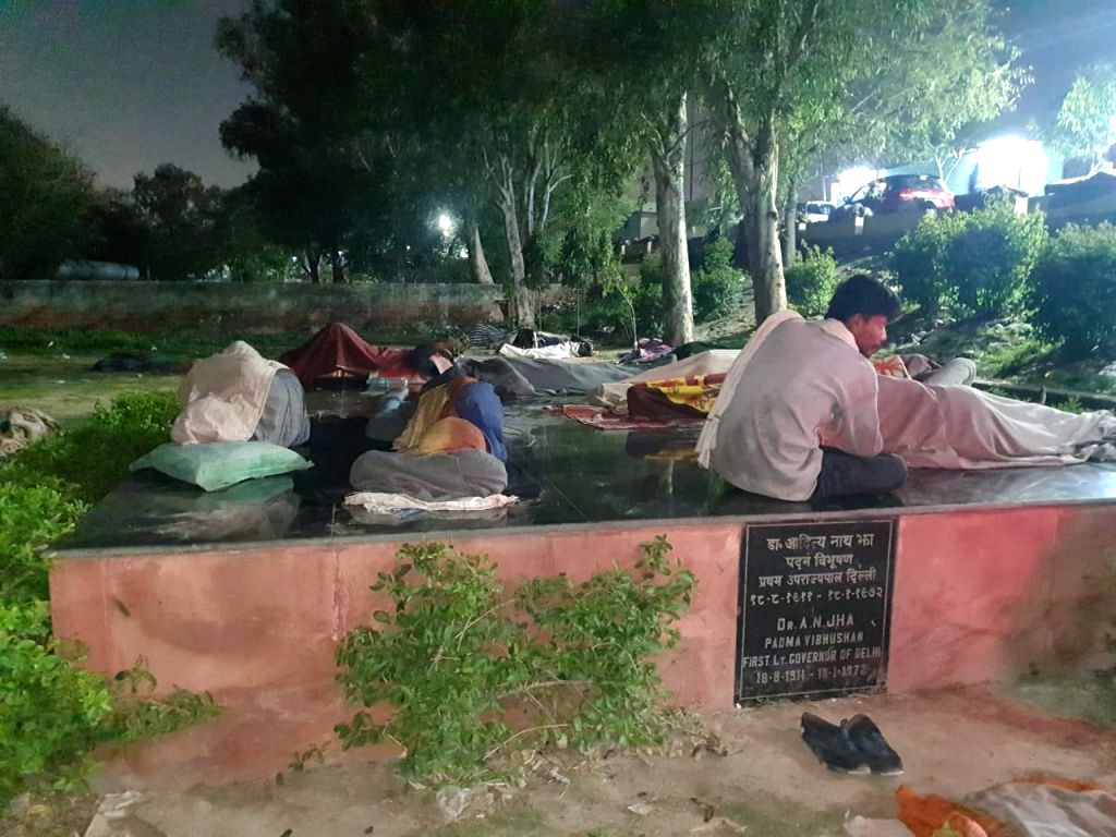 Yamuna riverbed gives refuge to migrants amid lockdown