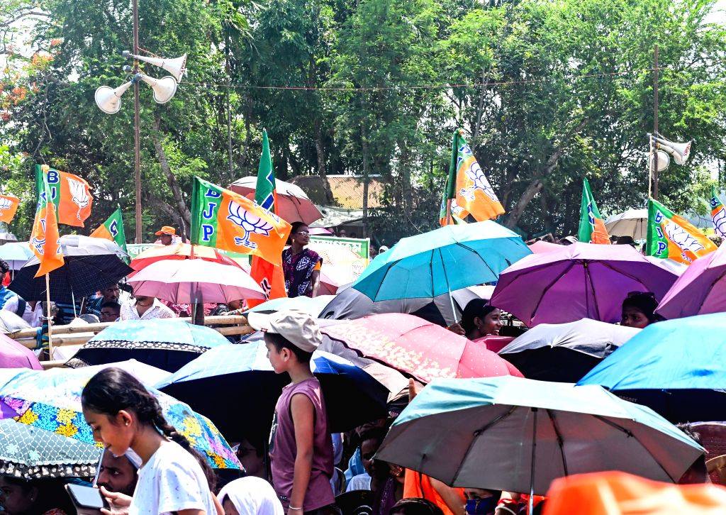 Yogi Adityanath Campaigns for BJP in Nadia