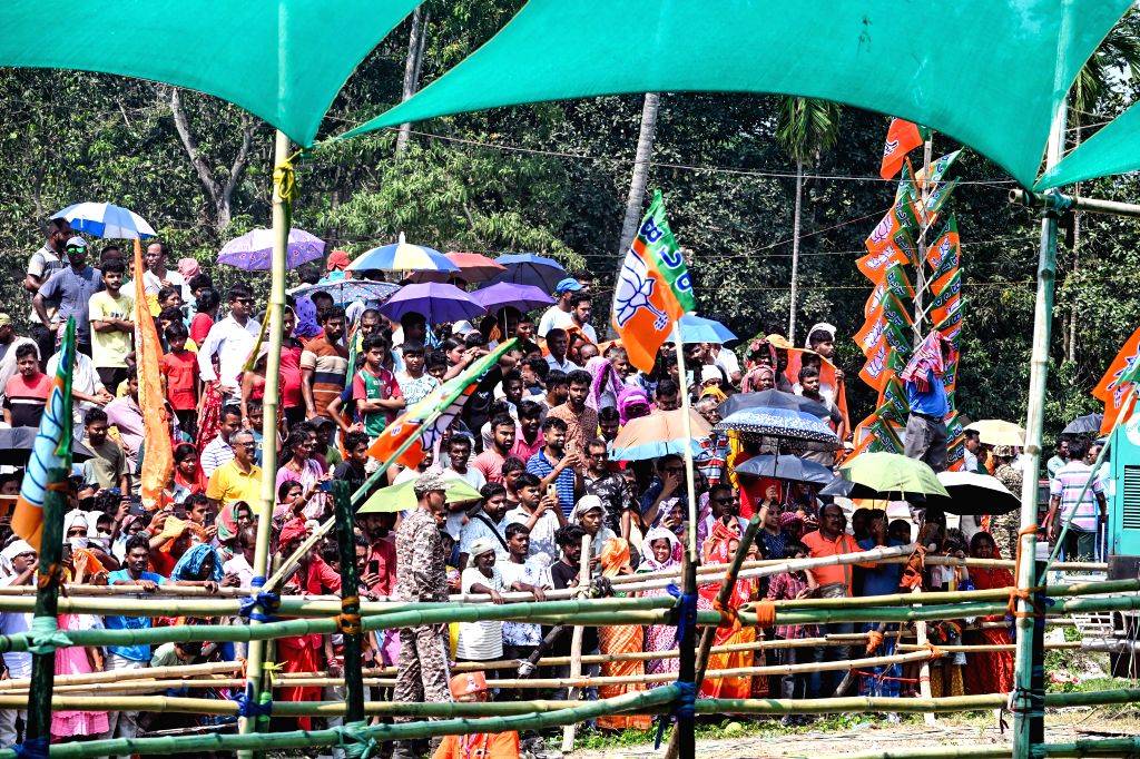 Yogi Adityanath Campaigns for BJP in Nadia