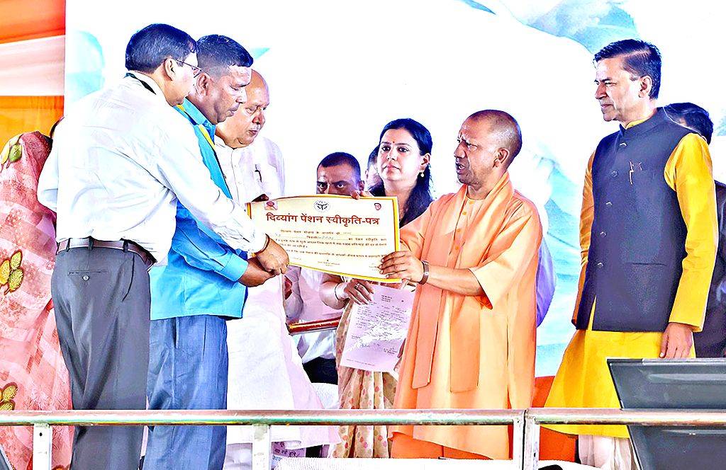Yogi Adityanath unveils development projects