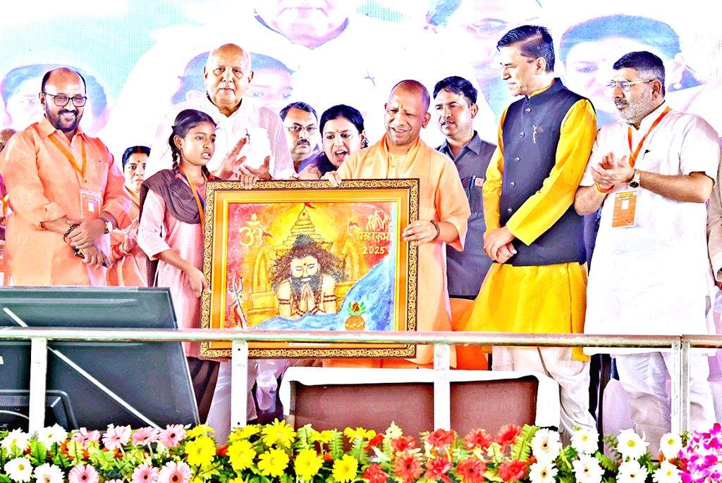 Yogi Adityanath unveils development projects