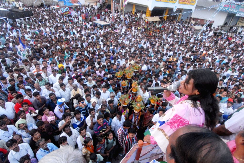 Y S Sharmila at a padayatra