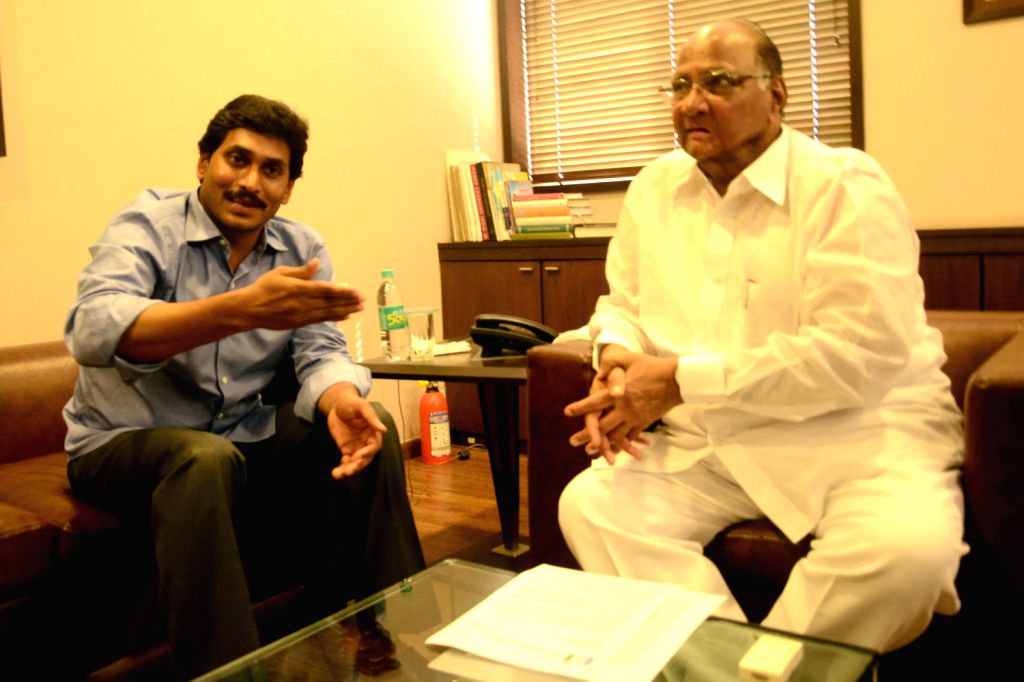 YS Jagan Mohan Reddy meets Sharad Pawar to garner support for united ...