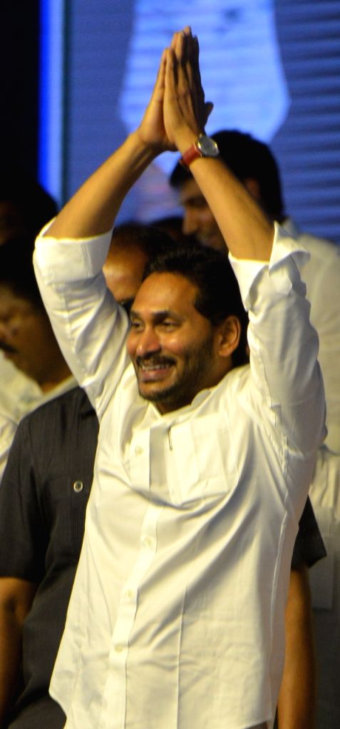 Free Photo: YSR Congress stands by its word: Jagan Mohan Reddy