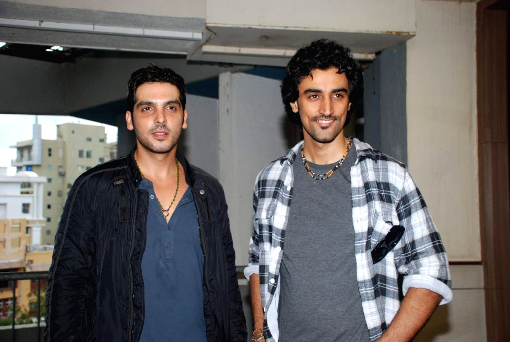 Harman Baweja, Zayed Khan, Pooja Bhatt and Kunal Kapoor judge Jamnabai ...