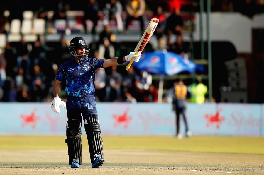 Zim Afro T10: Sikandar Raza advises young Zimbabwean players to learn ...