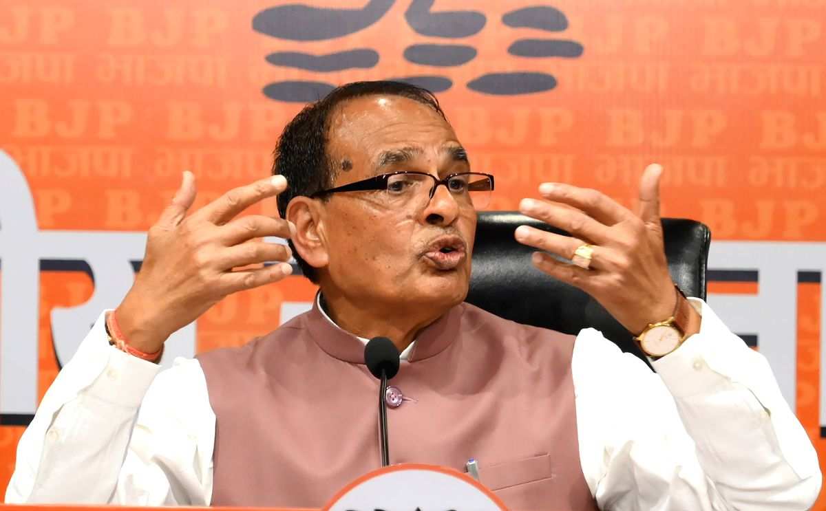 Shivraj Singh Chouhan stresses increasing farmers' income, food security