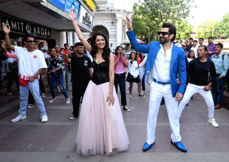 Bengali film actor Jeet with actress Sushmita perform a dance