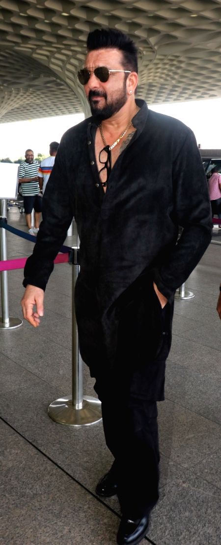 : Mumbai: Bollywood actor Sanjay Dutt spotted at the airport
