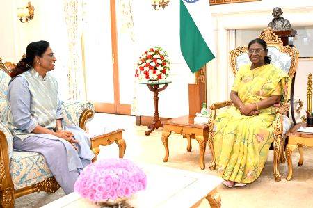 P.T. Usha Calls on President Droupadi Murmu