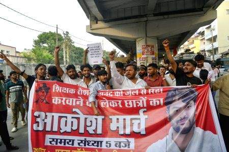 Students Hold Akrosh March Demanding Release of Coaching Director