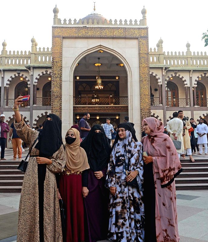 Bengaluru : People taking a selfie outside the Masjid-E-Khadria