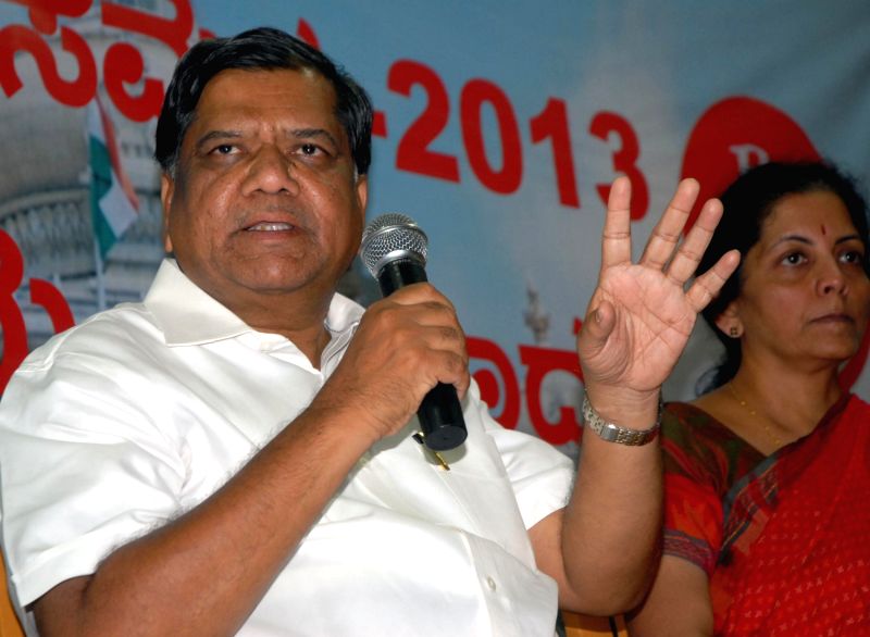 CM Jagadish Shettar addressing media at Press Club