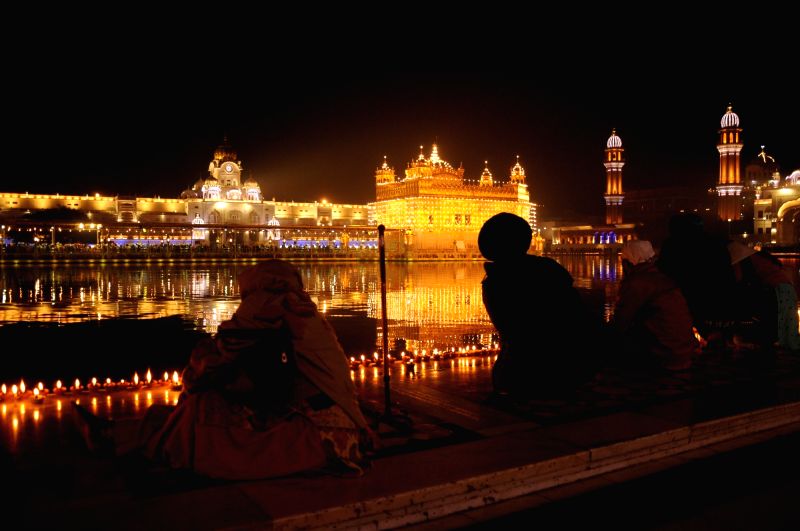 Golden Temple illuminated on Guru Gobind Singh Jayanti