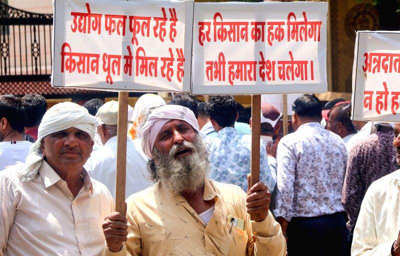 Farmers Protest Over Various Demands in Indore