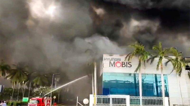 Fire Breaks Out at Hyundai Mobis Factory Scrap Yard