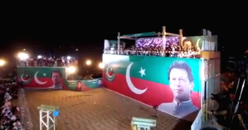 Free Photo:Imran Khan invokes Zulfikar Ali Bhutto's hanging