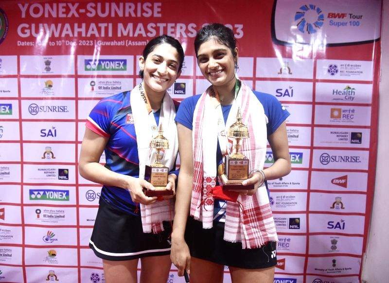 India's Ashwini Ponnappa and Tanisha Crasto pose for photos after ...