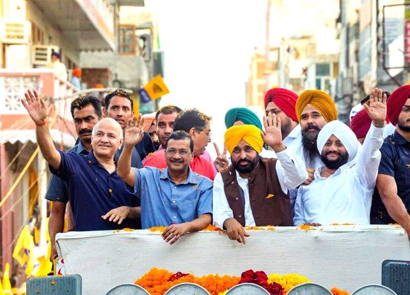 Kejriwal Holds Roadshow After Civic Poll Victory