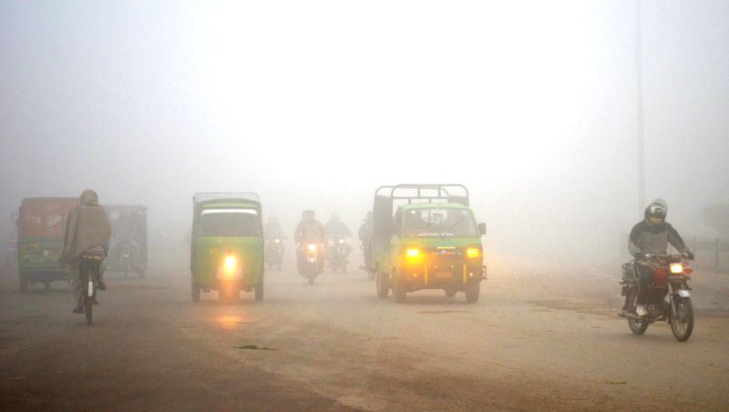 PAKISTAN-LAHORE-HEAVY FOG
