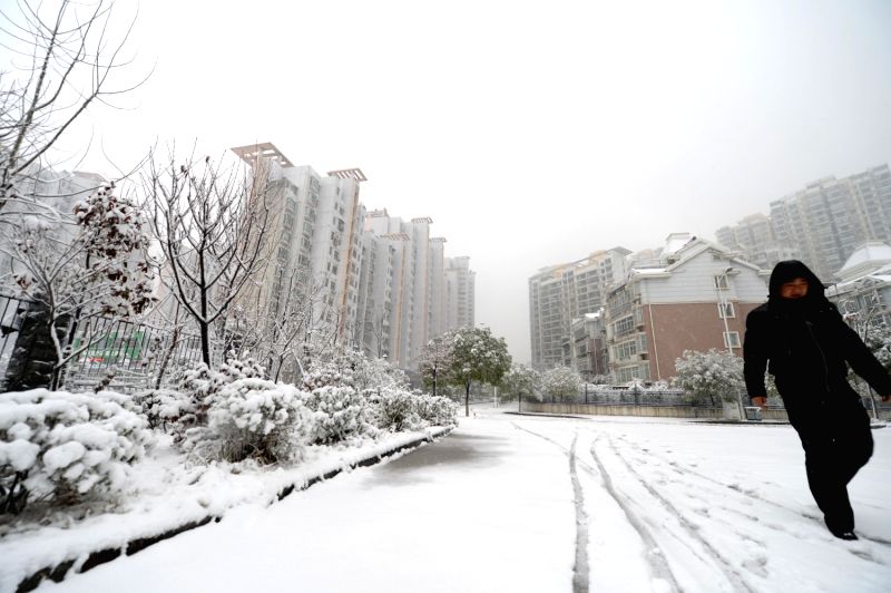 Large parts of Jiangxi saw the first snowfall in the lunar year of horse