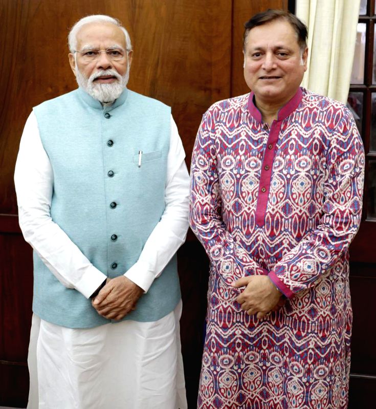 New Delhi : Actor Manoj Joshi called on PM Narendra Modi