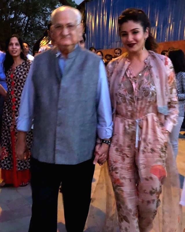'Khud-daar' director Ravi Tandon, father of Raveena, passes away