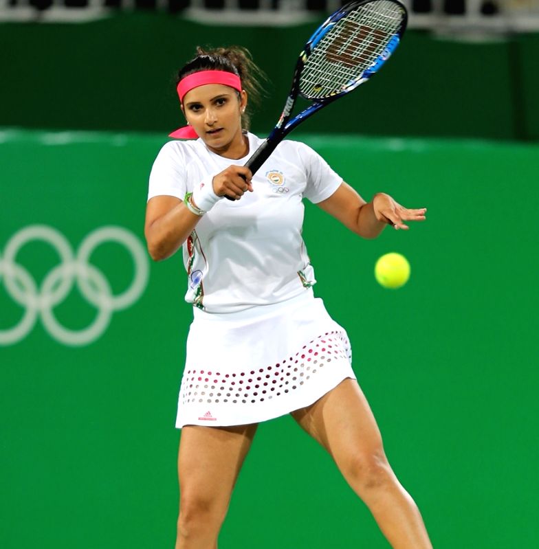 Rio de Janeiro : Sania Mirza and Rohan Bopanna in action 2
