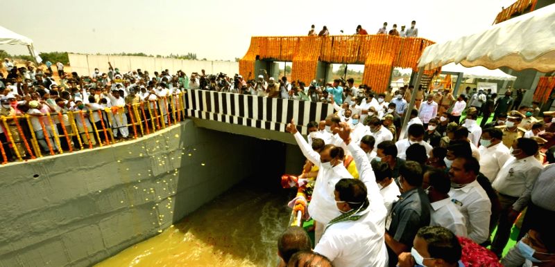 Free Photo: Telangana releases Godavari water into Manjeera.