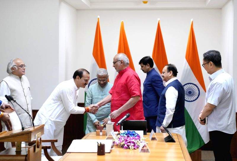 Vice President administers oath to Rajya Sabha MP Neeraj Dangi