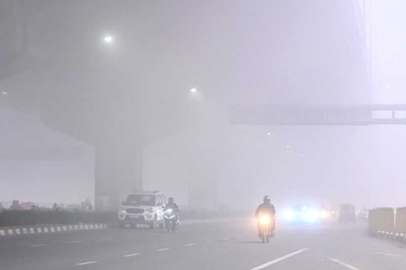 Zero Visibility as Dense Fog Hits Gurgaon